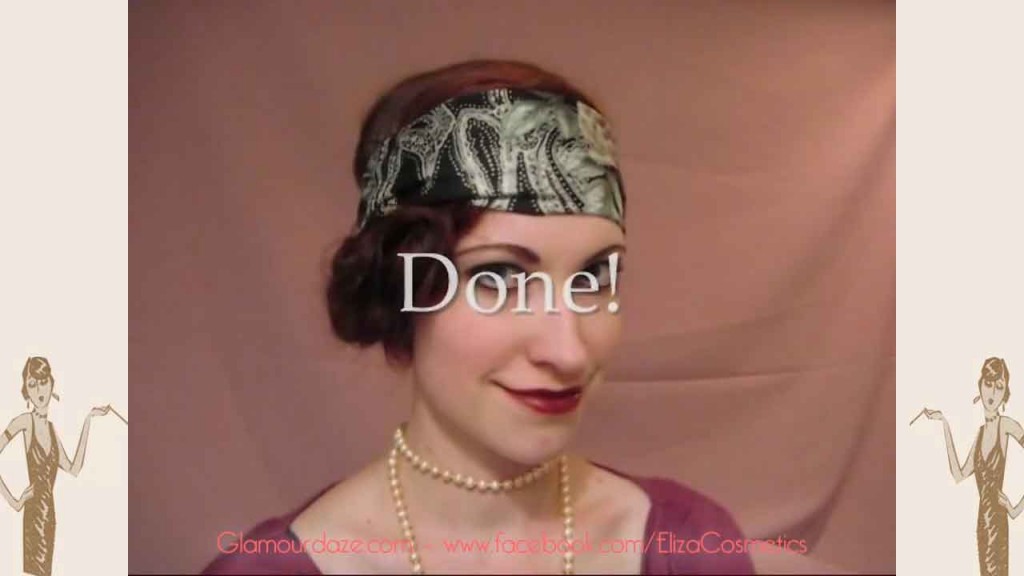 7 Steps to Perfect 1920s Flapper Lips - Vintage Makeup Guides
